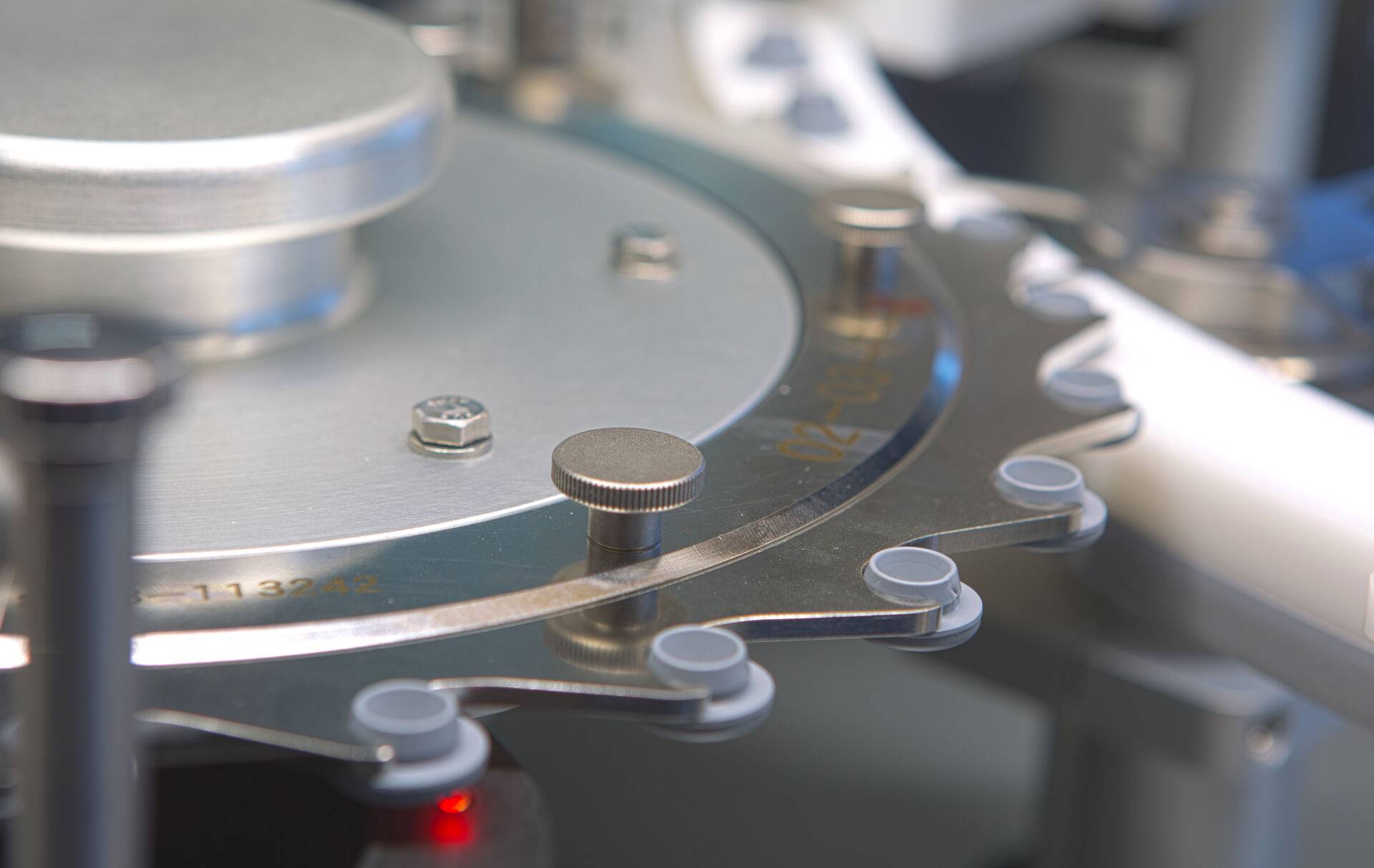 Contamination of rubber stoppers in production